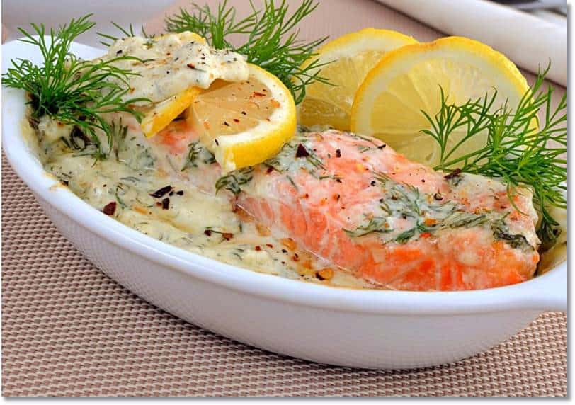 Salmón Guisado en Salsa - Recetasis